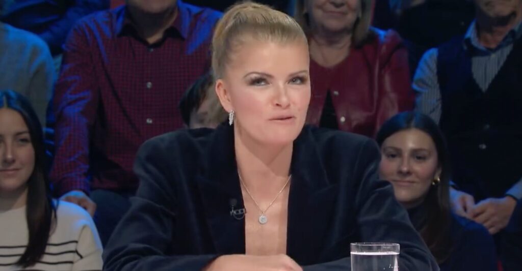 Kim Lévesque-Lizotte fait réagir comme Fou du Roi à l'émission de TLMEP ...