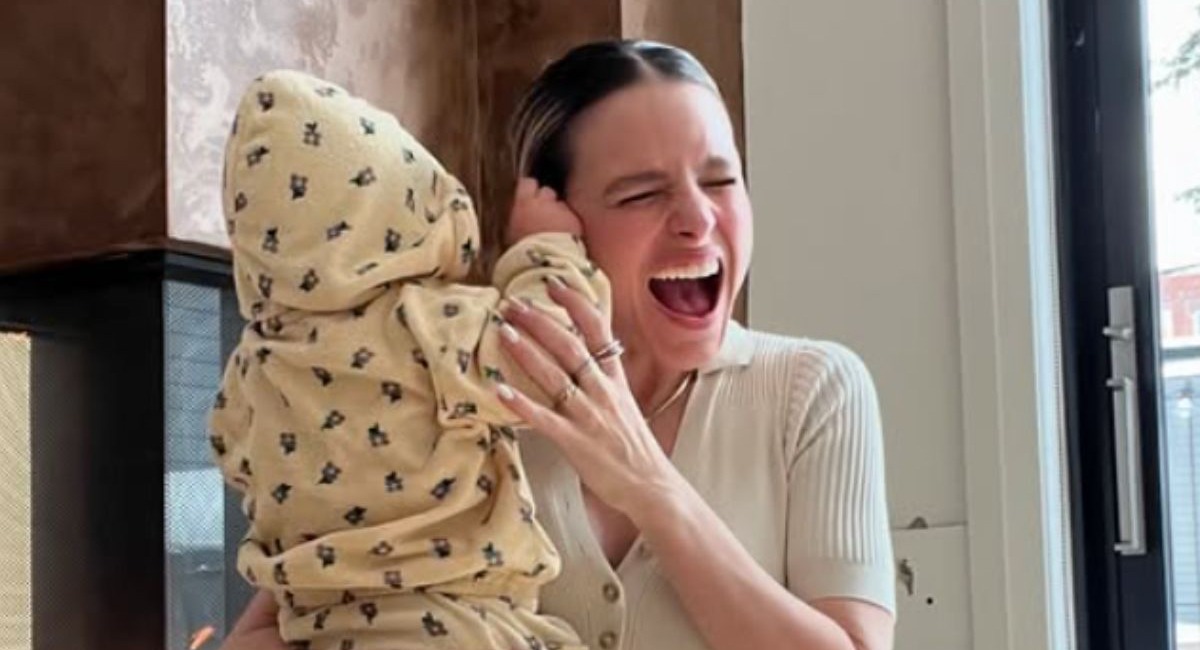 Sarah-Jeanne Labrosse rénove sa salle de bain et publie toutes les ...