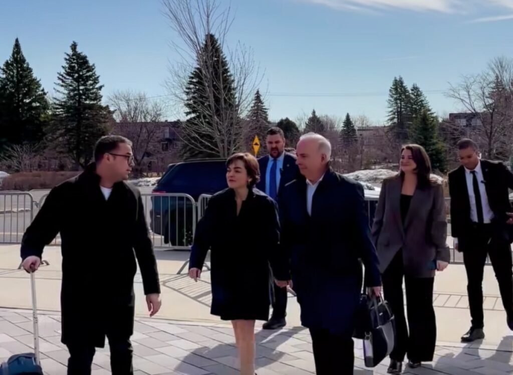 On connait maintenant le chum de la nouvelle première ministre ...